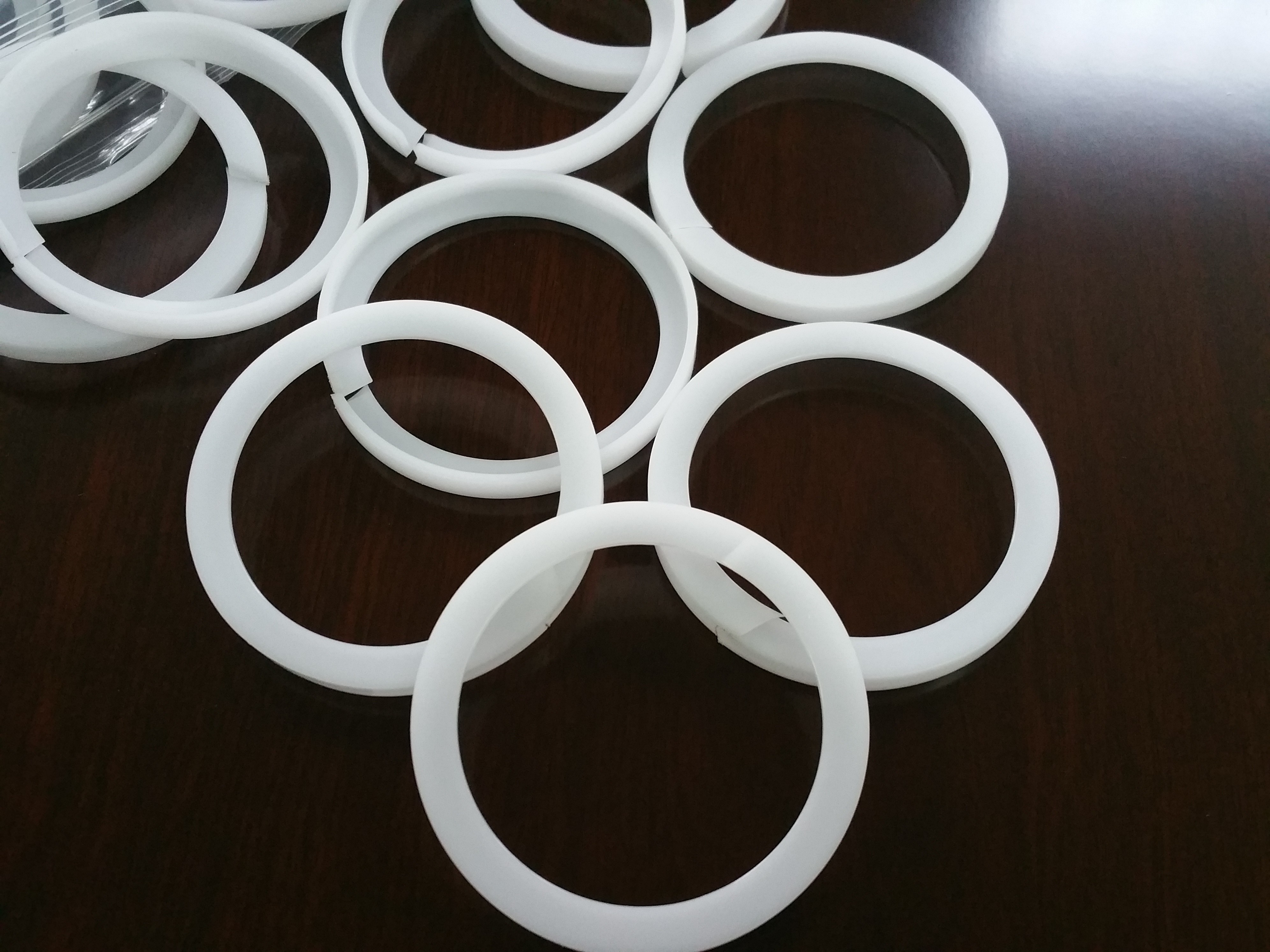 O Ring Seal with Low Friction for Wide Temperature Range