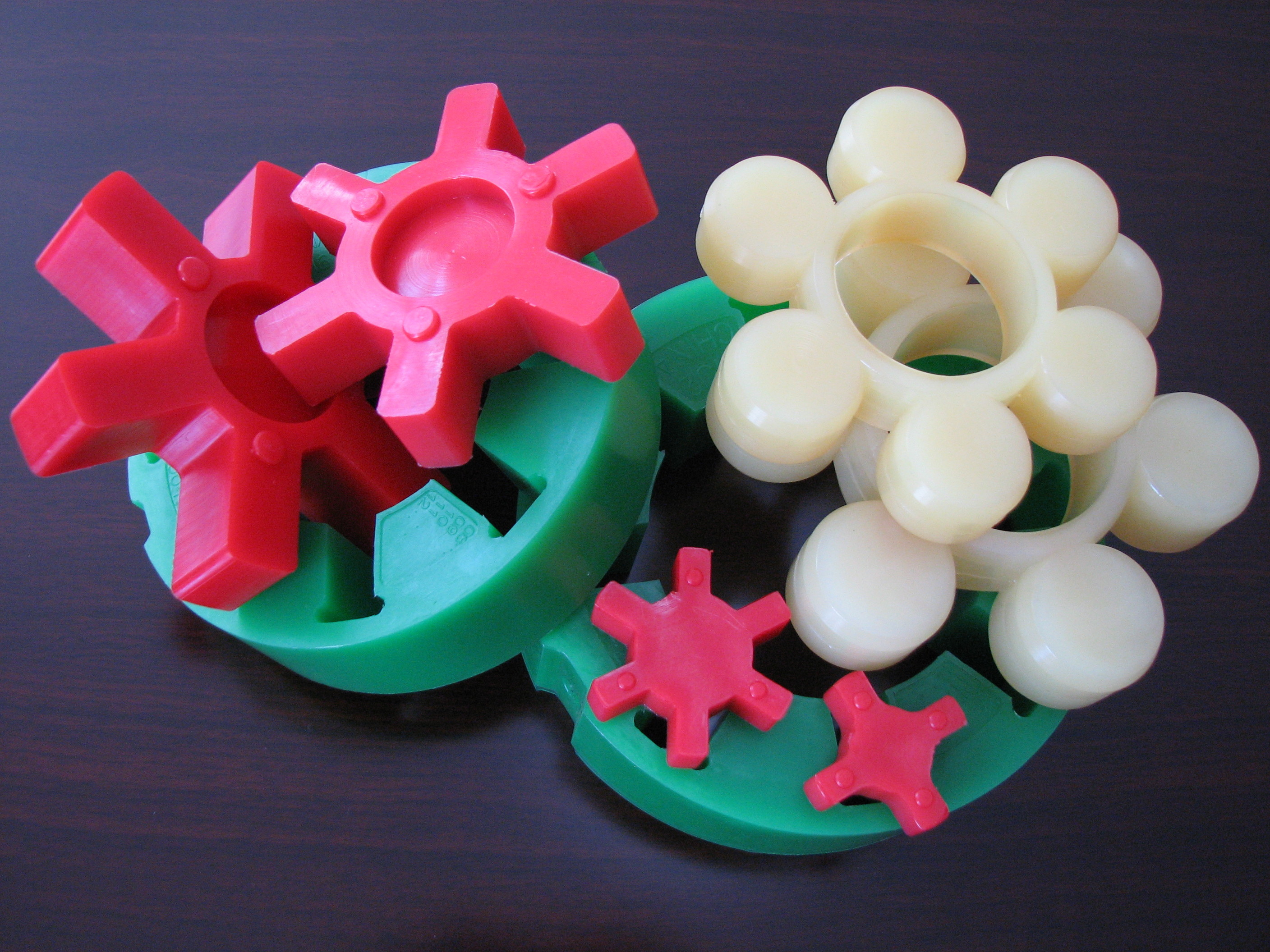 L Type Red Polyurethane / PU Coupling Taper Bore Universal Series