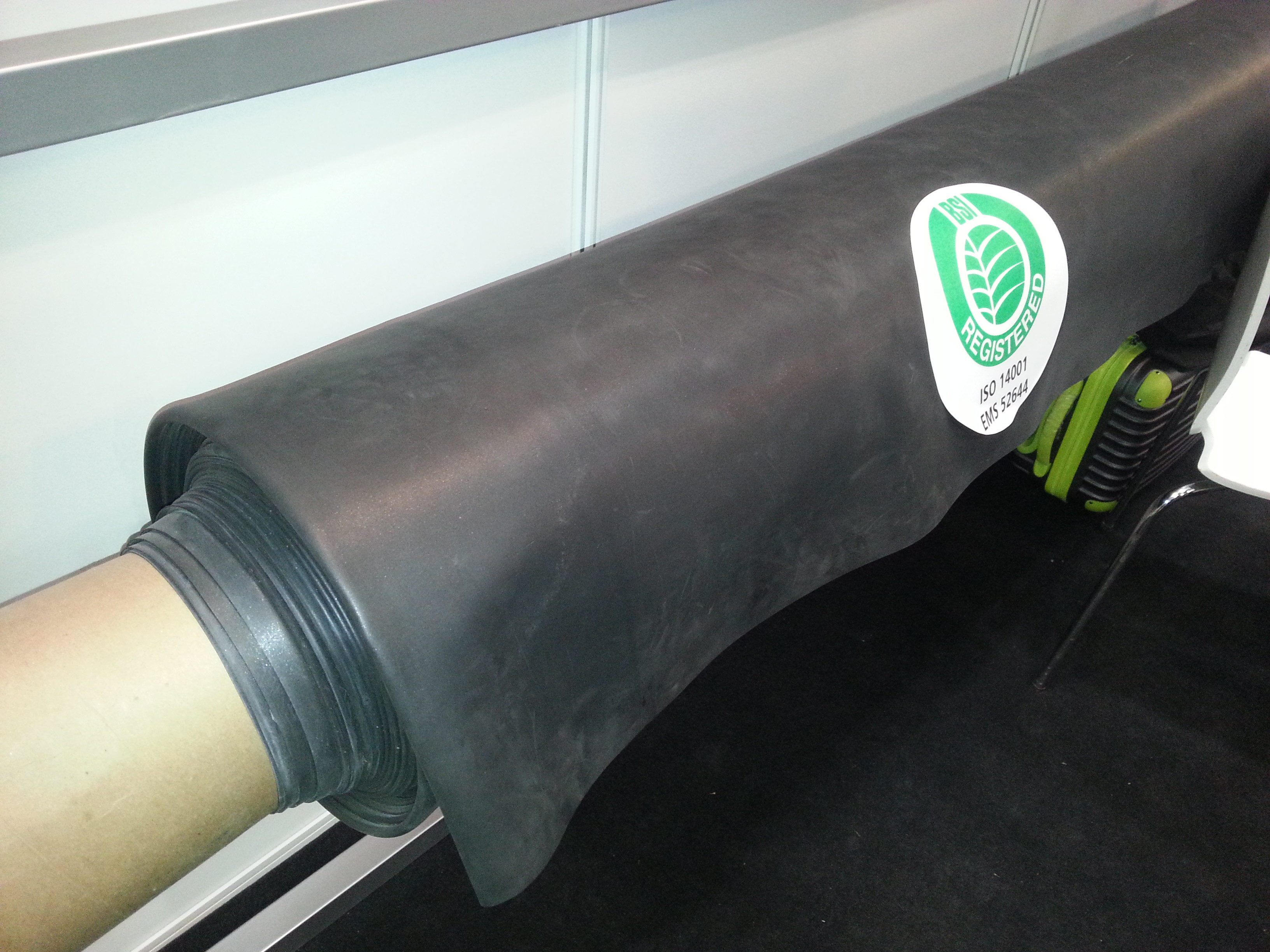 Aging Resistance CSM / EPDM Rubber Sheet Roll Industrial Rubber Sheet ...