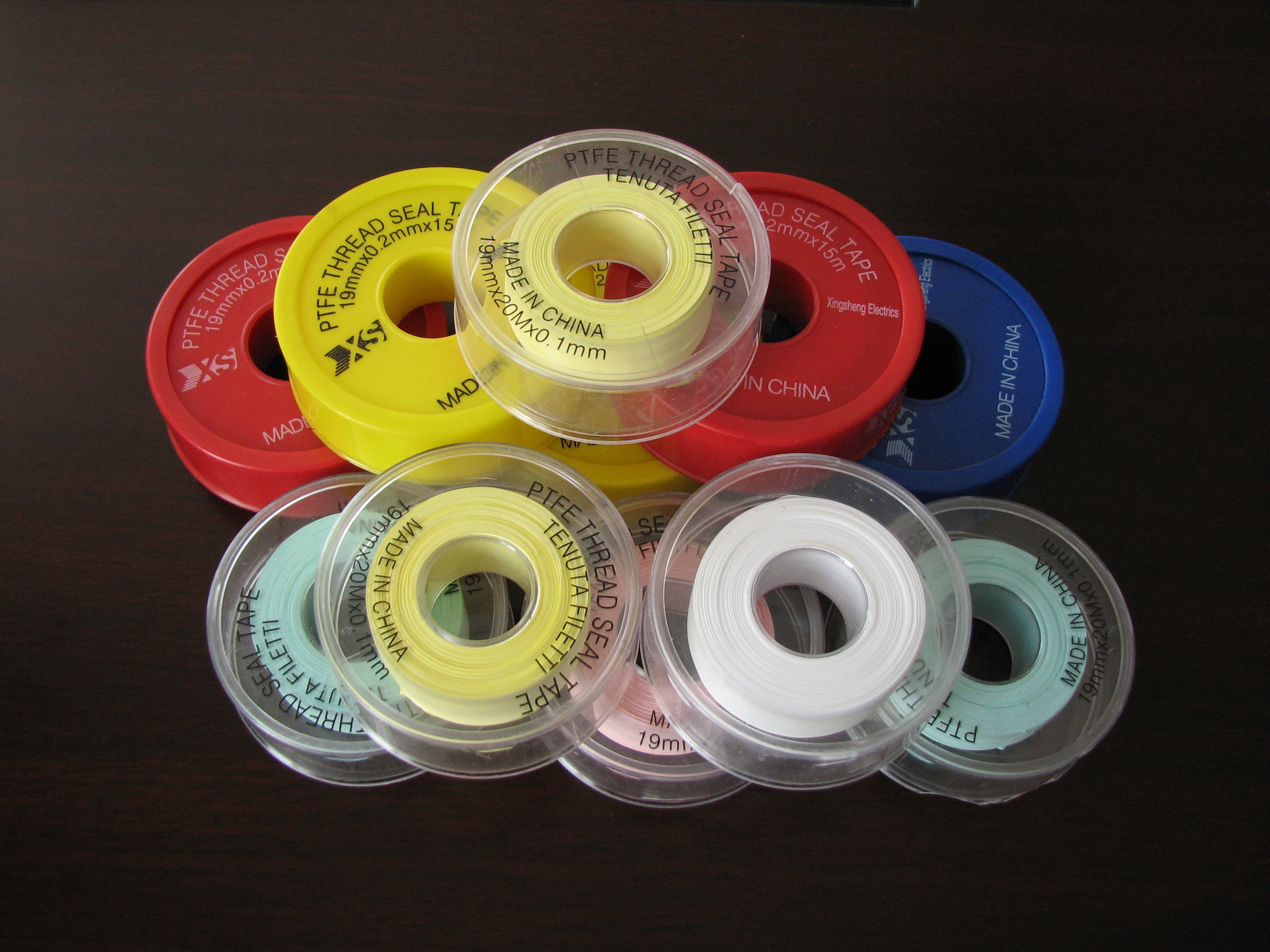 Food Grade PTFE Seal Tape Smooth Surface White Black Yellow Color