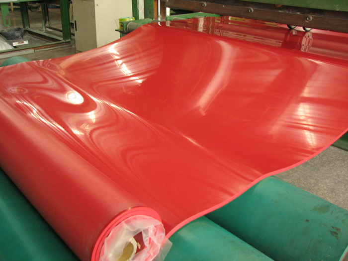 Red Natural Rubber Sheet / Gum Rubber Sheet For Truck Lining Drinking ...